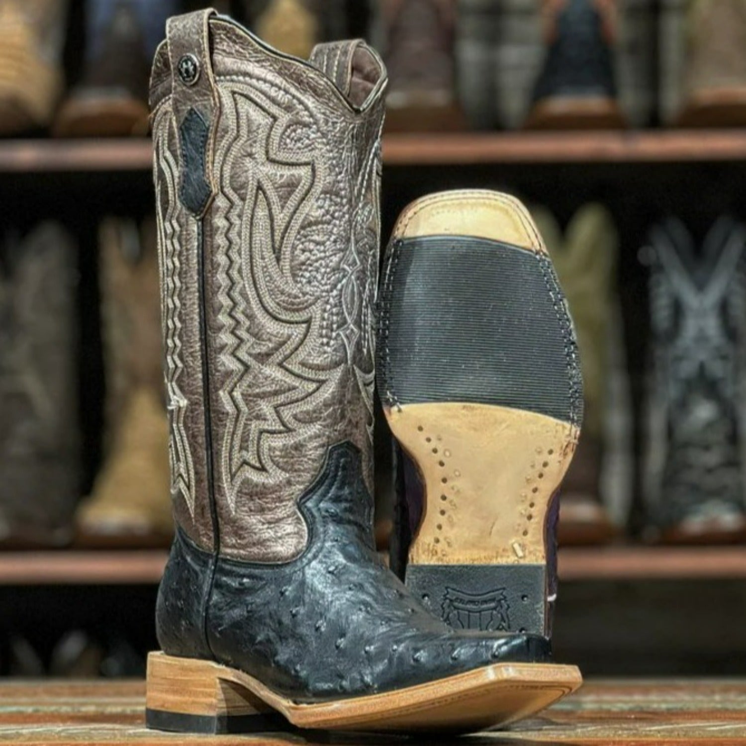 Original Stripe Boots for Men – Bold & Stylish – ParaHombreUSA